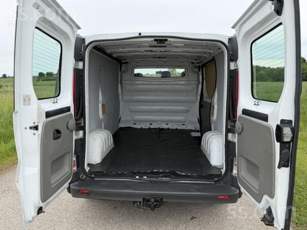 Balts Opel Vivaro 2013 Bauska, ar dzinēja tilpumu 2.00 L un nobraukumu 218 tūkst. km par 5950 €, foto 6 vietnē AUTOMOTO.COM.LV