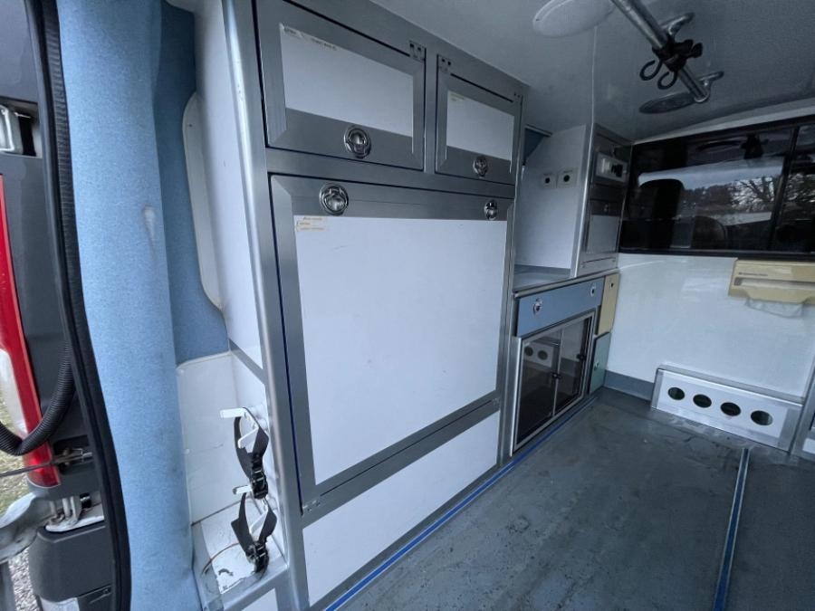 Balts Opel Vivaro 2013 Rīga, ar dzinēja tilpumu 2.00 L un nobraukumu 235 tūkst. km par 6450 €, foto 11 vietnē AUTOMOTO.COM.LV