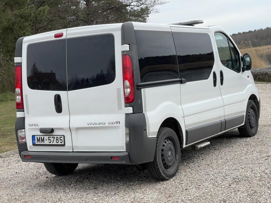 Balts Opel Vivaro 2013 Rīga, ar dzinēja tilpumu 2.00 L un nobraukumu 235 tūkst. km par 6450 €, foto 19 vietnē AUTOMOTO.COM.LV