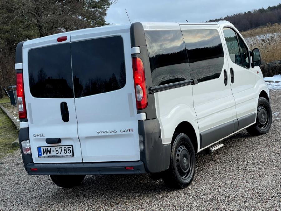 Balts Opel Vivaro 2013 Rīga, ar dzinēja tilpumu 2.00 L un nobraukumu 235 tūkst. km par 6450 €, foto 20 vietnē AUTOMOTO.COM.LV