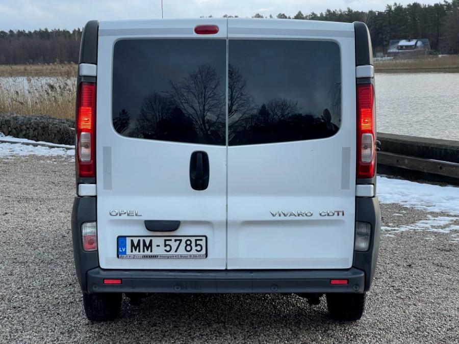 Balts Opel Vivaro 2013 Rīga, ar dzinēja tilpumu 2.00 L un nobraukumu 235 tūkst. km par 6450 €, foto 29 vietnē AUTOMOTO.COM.LV