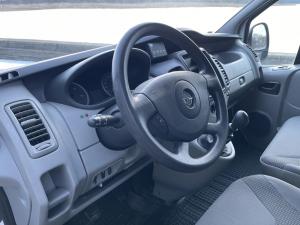 Balts Opel Vivaro 2013 Rīga, ar dzinēja tilpumu 2.00 L un nobraukumu 235 tūkst. km par 6450 €, foto 44 vietnē AUTOMOTO.COM.LV