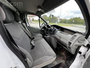 White Opel Vivaro 2013 in Daugavpils, with an engine capacity of 2.00 L and mileage of 328 thousand km for 5300 €, photo 12 on AUTOMOTO.COM.LV