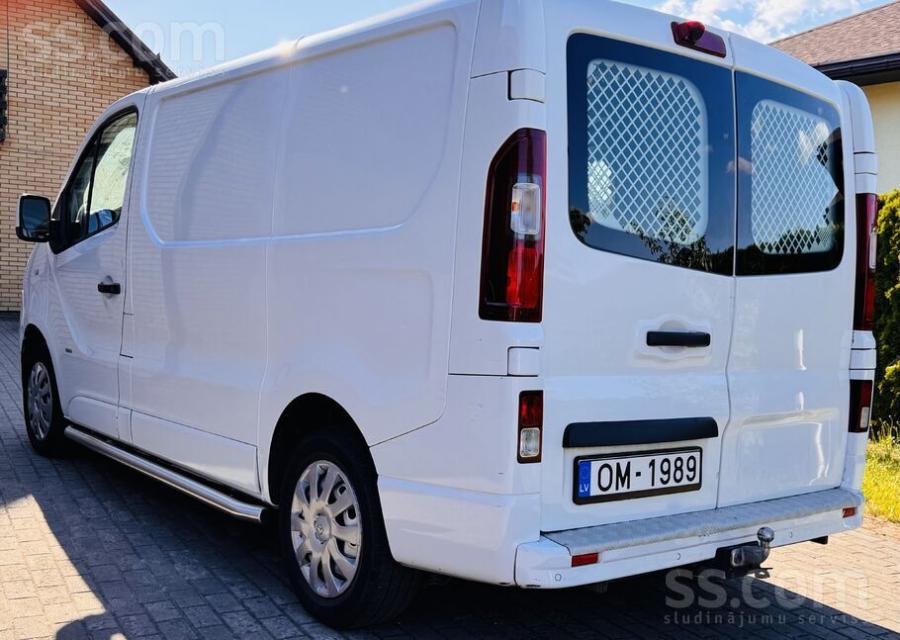 Balts Opel Vivaro 2014 Rīga, ar dzinēja tilpumu 1.60 L un nobraukumu 263 tūkst. km par 6500 €, foto 4 vietnē AUTOMOTO.COM.LV