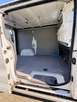 Balts Opel Vivaro 2014 Rīga, ar dzinēja tilpumu 1.60 L un nobraukumu 263 tūkst. km par 6500 €, foto 9 vietnē AUTOMOTO.COM.LV
