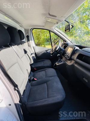 Balts Opel Vivaro 2014 Rīga, ar dzinēja tilpumu 1.60 L un nobraukumu 263 tūkst. km par 6500 €, foto 13 vietnē AUTOMOTO.COM.LV