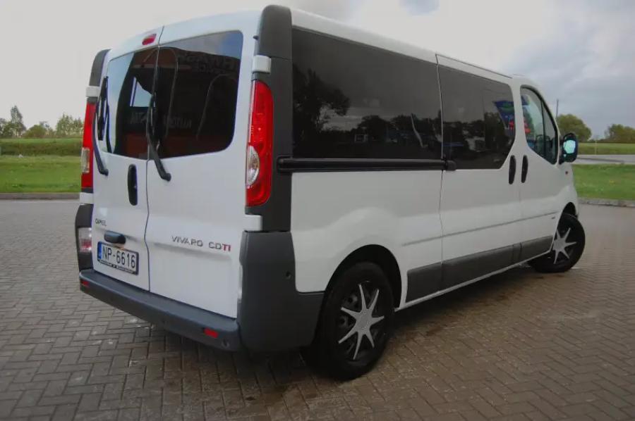 Balts Opel Vivaro 2014 Jēkabpils, ar dzinēja tilpumu 2.00 L un nobraukumu 254 tūkst. km par 10900 €, foto 3 vietnē AUTOMOTO.COM.LV