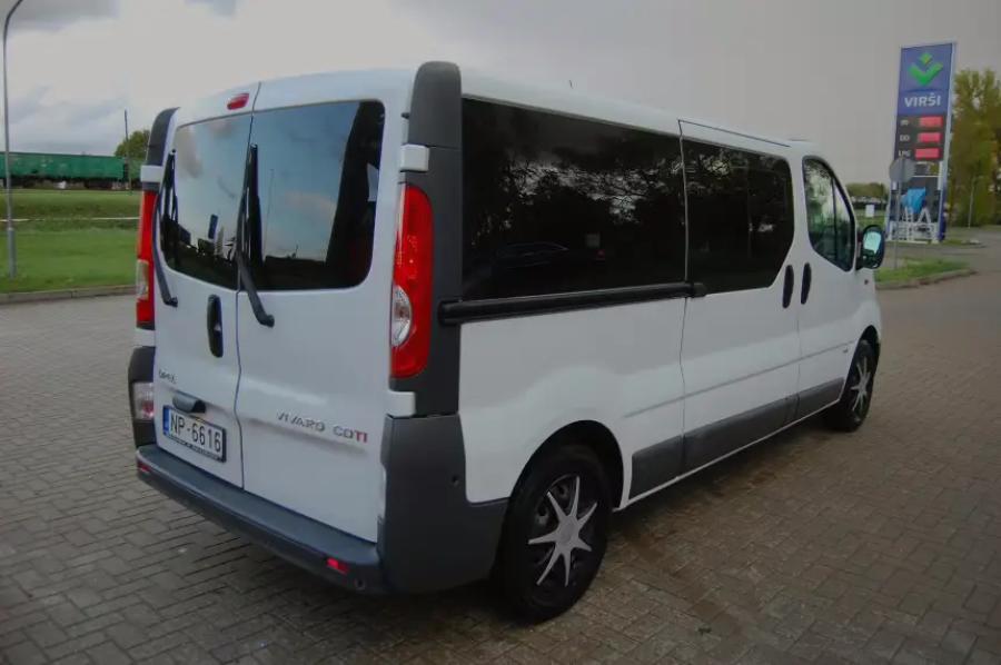 Balts Opel Vivaro 2014 Jēkabpils, ar dzinēja tilpumu 2.00 L un nobraukumu 254 tūkst. km par 10900 €, foto 8 vietnē AUTOMOTO.COM.LV