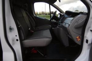 Balts Opel Vivaro 2014 Jēkabpils, ar dzinēja tilpumu 2.00 L un nobraukumu 254 tūkst. km par 10900 €, foto 11 vietnē AUTOMOTO.COM.LV