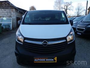 Balts Opel Vivaro 2015 Valka, ar dzinēja tilpumu 1.60 L un nobraukumu 241 tūkst. km par 9600 €, foto 3 vietnē AUTOMOTO.COM.LV