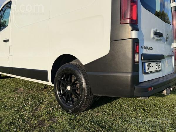Balts Opel Vivaro 2015 Jelgava, ar dzinēja tilpumu 1.60 L un nobraukumu 221 tūkst. km par 8800 €, foto 10 vietnē AUTOMOTO.COM.LV