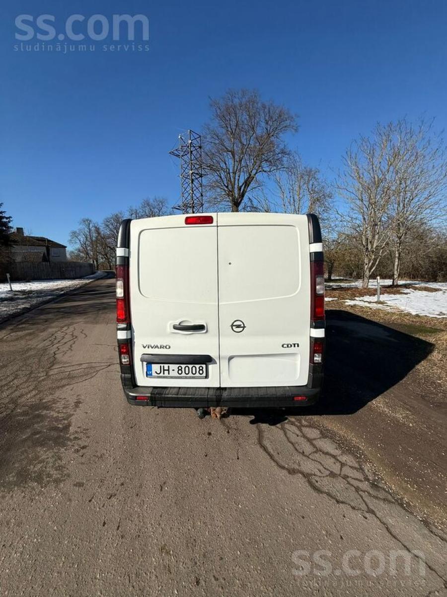 White Opel Vivaro 2015 in Riga, with an engine capacity of 1.60 L and mileage of 356 thousand km for 8220 €, photo 4 on AUTOMOTO.COM.LV