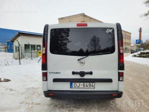 White Opel Vivaro 2015 in Ogre, with an engine capacity of 1.60 L and mileage of 247 thousand km for 7770 €, photo 6 on AUTOMOTO.COM.LV