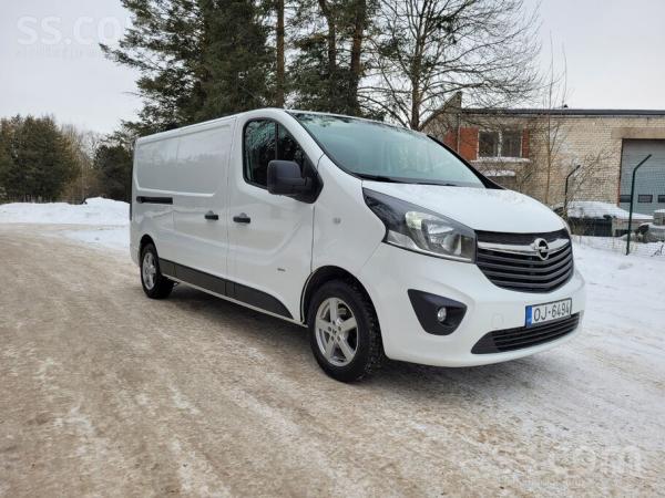 Opel Vivaro 2015 in Ogre on AUTOMOTO.COM.LV White Opel Vivaro 2015 in Ogre, with an engine capacity of 1.60 L and mileage of 247 thousand km for 7770 β¬, photo 9 on AUTOMOTO.COM.LV