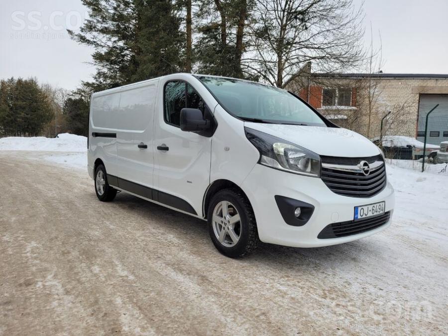 White Opel Vivaro 2015 in Ogre, with an engine capacity of 1.60 L and mileage of 247 thousand km for 7770 €, photo 9 on AUTOMOTO.COM.LV