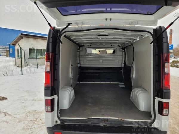 Opel Vivaro 2015 in Ogre on AUTOMOTO.COM.LV White Opel Vivaro 2015 in Ogre, with an engine capacity of 1.60 L and mileage of 247 thousand km for 7770 β¬, photo 11 on AUTOMOTO.COM.LV
