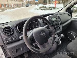 White Opel Vivaro 2015 in Ogre, with an engine capacity of 1.60 L and mileage of 247 thousand km for 7770 €, photo 13 on AUTOMOTO.COM.LV