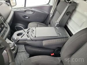 White Opel Vivaro 2015 in Ogre, with an engine capacity of 1.60 L and mileage of 247 thousand km for 7770 €, photo 14 on AUTOMOTO.COM.LV