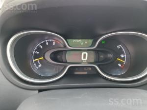 White Opel Vivaro 2015 in Ogre, with an engine capacity of 1.60 L and mileage of 247 thousand km for 7770 €, photo 16 on AUTOMOTO.COM.LV