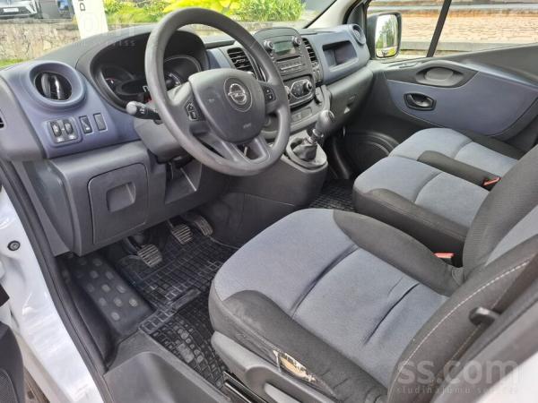 Balts Opel Vivaro 2016 Rīga, ar dzinēja tilpumu 1.60 L un nobraukumu 235 tūkst. km par 5500 €, foto 7 vietnē AUTOMOTO.COM.LV