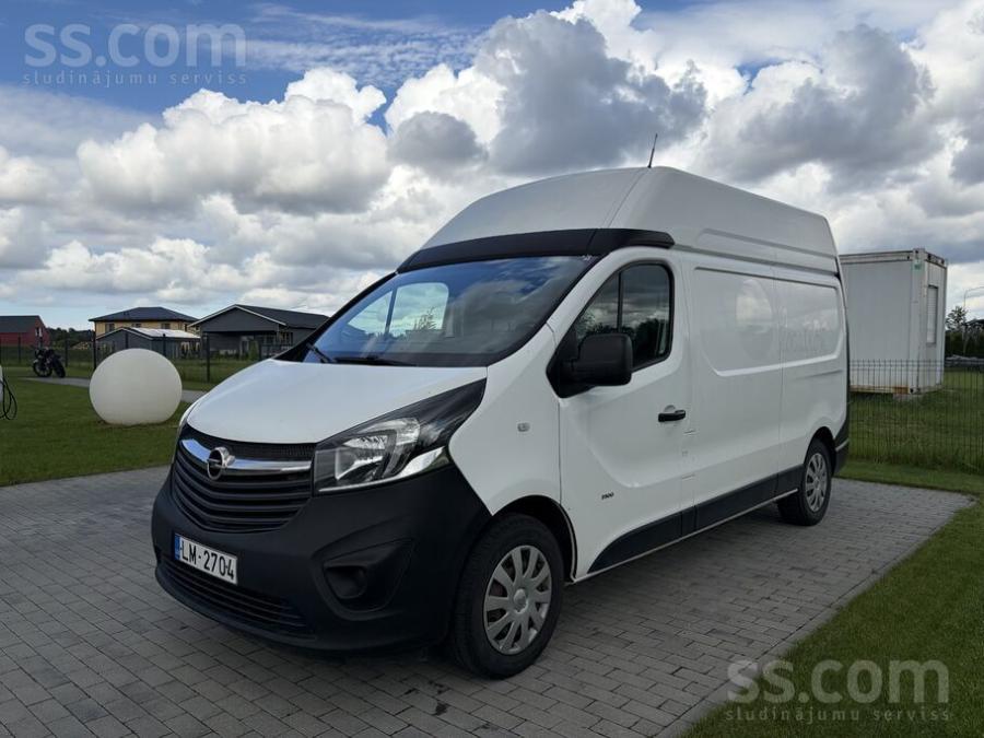 Balts Opel Vivaro 2016 Rīga, ar dzinēja tilpumu 1.60 L un nobraukumu 133 tūkst. km par 7800 €, foto 1 vietnē AUTOMOTO.COM.LV