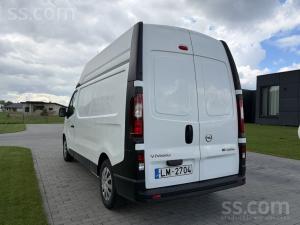 Balts Opel Vivaro 2016 Rīga, ar dzinēja tilpumu 1.60 L un nobraukumu 133 tūkst. km par 7800 €, foto 3 vietnē AUTOMOTO.COM.LV