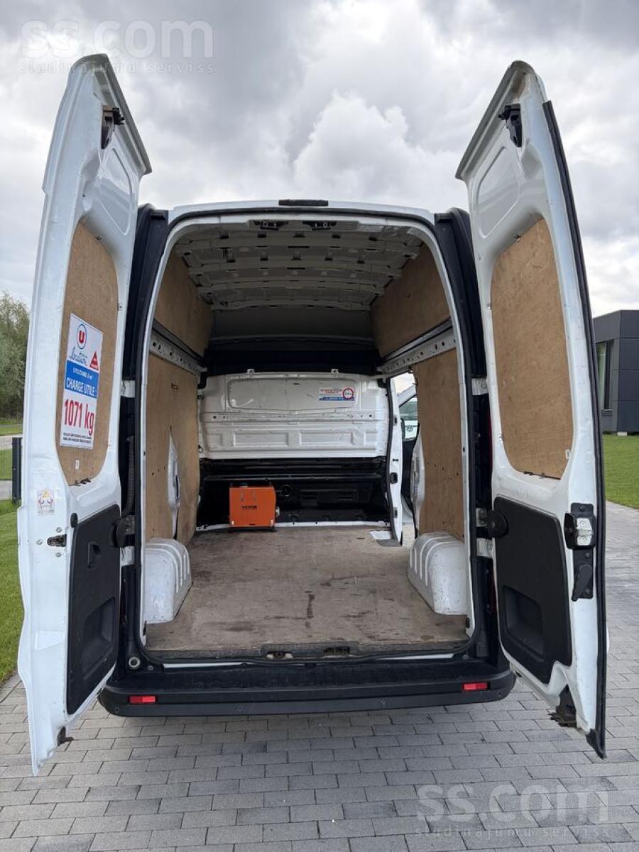 Balts Opel Vivaro 2016 Rīga, ar dzinēja tilpumu 1.60 L un nobraukumu 133 tūkst. km par 7800 €, foto 6 vietnē AUTOMOTO.COM.LV