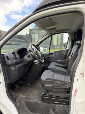 Balts Opel Vivaro 2016 Rīga, ar dzinēja tilpumu 1.60 L un nobraukumu 133 tūkst. km par 7800 €, foto 12 vietnē AUTOMOTO.COM.LV