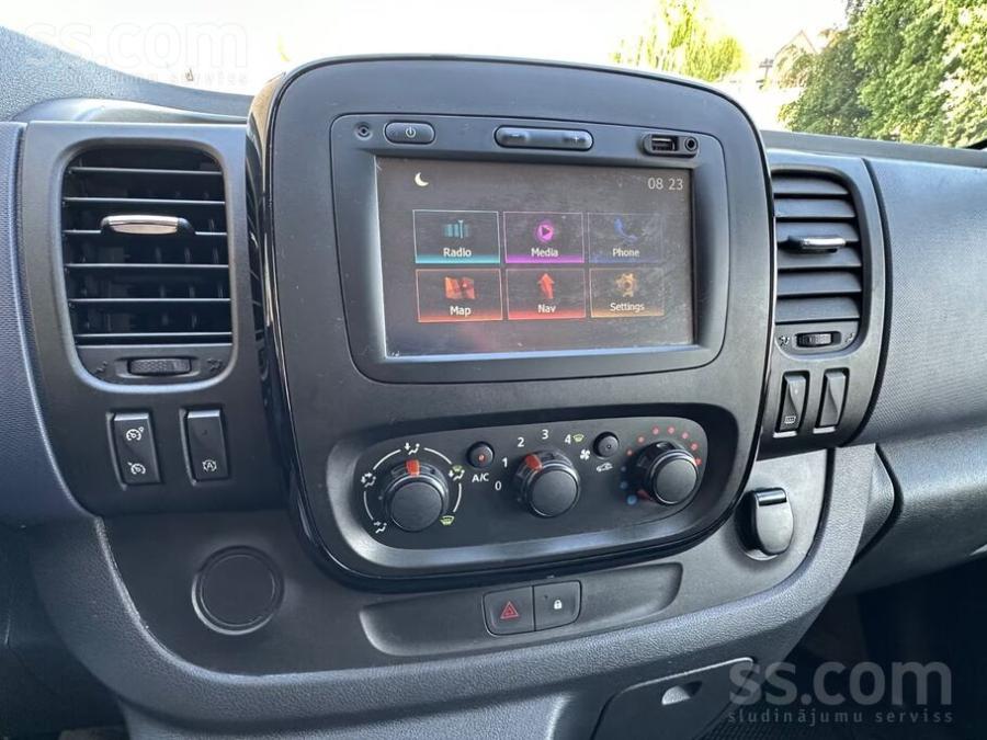 Balts Opel Vivaro 2016 Tukums, ar dzinēja tilpumu 1.60 L un nobraukumu 120 tūkst. km par 10950 €, foto 7 vietnē AUTOMOTO.COM.LV