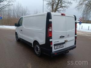 Balts Opel Vivaro 2016 Ogre, ar dzinēja tilpumu 1.60 L un nobraukumu 143 tūkst. km par 9000 €, foto 4 vietnē AUTOMOTO.COM.LV