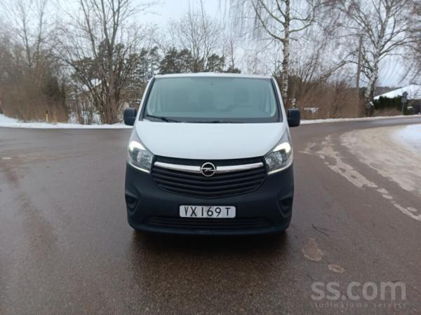 White Opel Vivaro 2016 in Ogre, with an engine capacity of 1.60 L and mileage of 143 thousand km for 9000 €, photo 8 on AUTOMOTO.COM.LV
