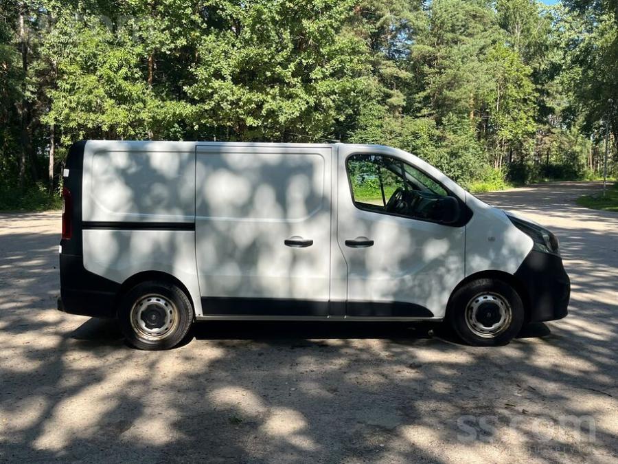 White Opel Vivaro 2016 in Riga, with an engine capacity of 1.60 L and mileage of 0 thousand km for 8799 €, photo 7 on AUTOMOTO.COM.LV