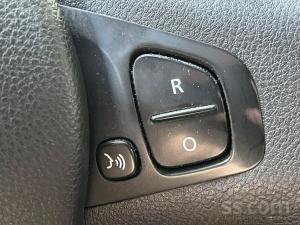 White Opel Vivaro 2016 in Riga, with an engine capacity of 1.60 L and mileage of 0 thousand km for 8799 €, photo 12 on AUTOMOTO.COM.LV