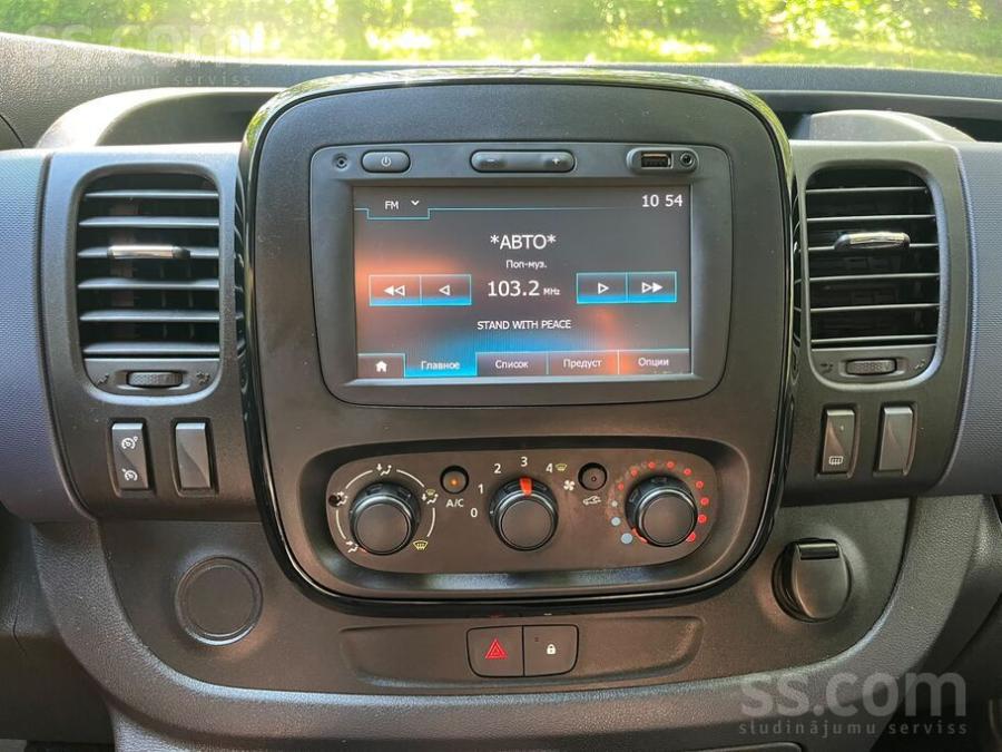 White Opel Vivaro 2016 in Riga, with an engine capacity of 1.60 L and mileage of 0 thousand km for 8799 €, photo 18 on AUTOMOTO.COM.LV
