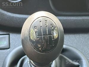 White Opel Vivaro 2016 in Riga, with an engine capacity of 1.60 L and mileage of 0 thousand km for 8799 €, photo 19 on AUTOMOTO.COM.LV
