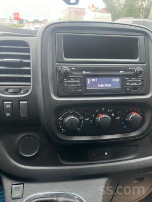 Balts Opel Vivaro 2016 Rīga, ar dzinēja tilpumu 1.60 L un nobraukumu 259 tūkst. km par 7750 €, foto 9 vietnē AUTOMOTO.COM.LV