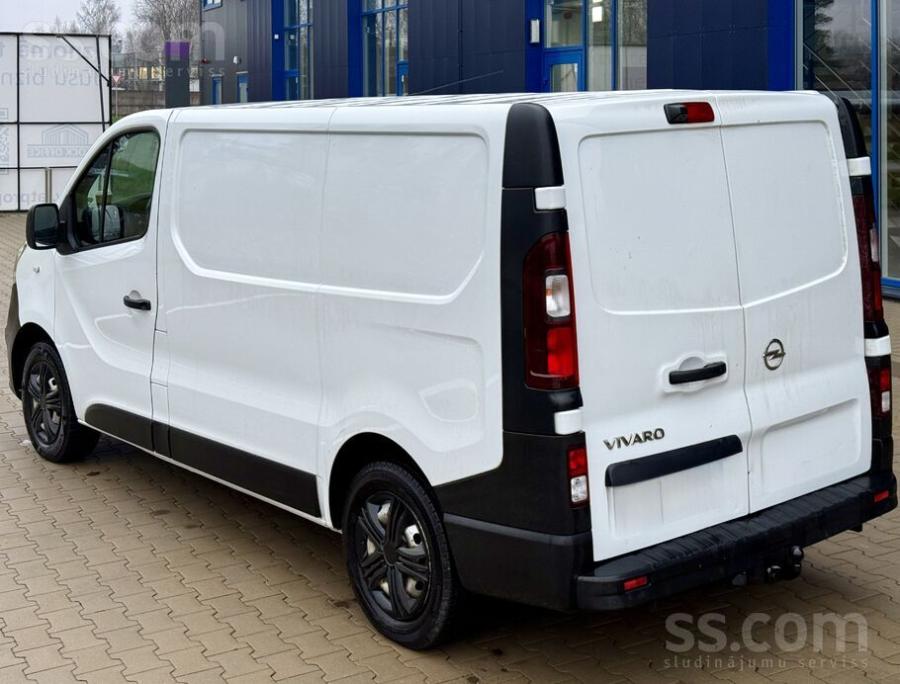 Balts Opel Vivaro 2017 Rīga, ar dzinēja tilpumu 1.60 L un nobraukumu 235 tūkst. km par 7190 €, foto 4 vietnē AUTOMOTO.COM.LV