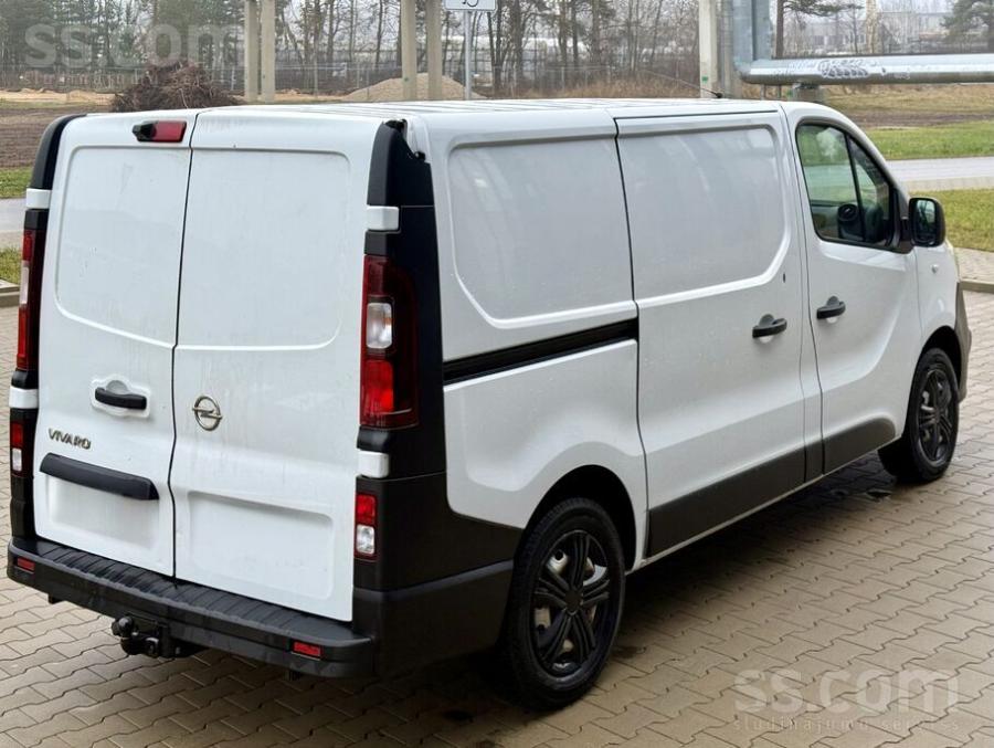 Balts Opel Vivaro 2017 Rīga, ar dzinēja tilpumu 1.60 L un nobraukumu 235 tūkst. km par 7190 €, foto 5 vietnē AUTOMOTO.COM.LV