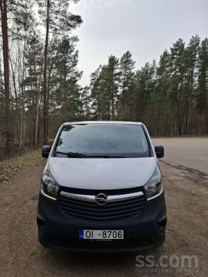 White Opel Vivaro 2017 in Riga, with an engine capacity of 1.60 L and mileage of 434 thousand km for 6500 €, photo 3 on AUTOMOTO.COM.LV