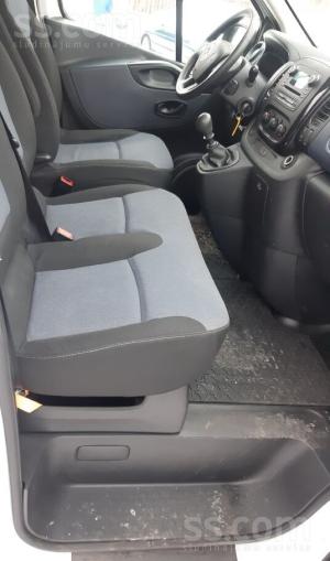 Balts Opel Vivaro 2017 Rīga, ar dzinēja tilpumu 1.60 L un nobraukumu 170 tūkst. km par 8900 €, foto 8 vietnē AUTOMOTO.COM.LV