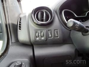 Balts Opel Vivaro 2017 Valka, ar dzinēja tilpumu 1.60 L un nobraukumu 167 tūkst. km par 8200 €, foto 12 vietnē AUTOMOTO.COM.LV