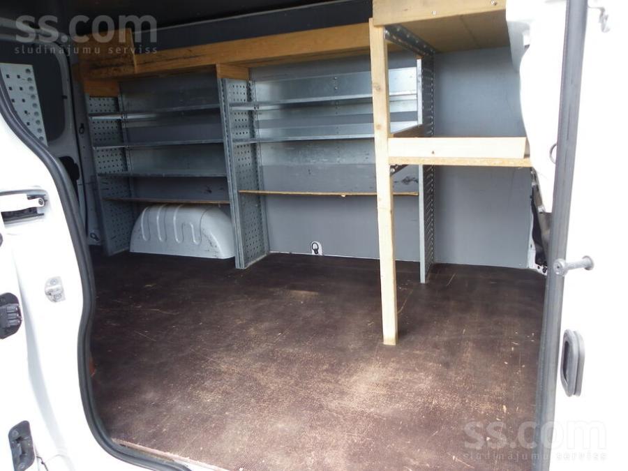 Balts Opel Vivaro 2017 Valka, ar dzinēja tilpumu 1.60 L un nobraukumu 167 tūkst. km par 8200 €, foto 19 vietnē AUTOMOTO.COM.LV