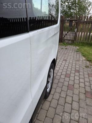 White Opel Vivaro 2018 in Riga, with an engine capacity of 1.60 L and mileage of 325 thousand km for 4300 €, photo 10 on AUTOMOTO.COM.LV