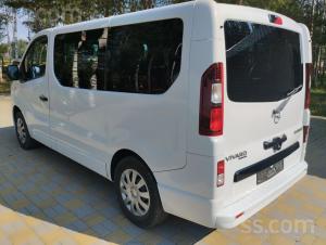 White Opel Vivaro 2018 in Daugavpils, with an engine capacity of 1.60 L and mileage of 197 thousand km for 17800 €, photo 3 on AUTOMOTO.COM.LV