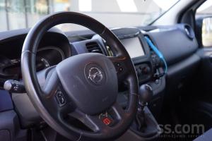 White Opel Vivaro 2018 in Riga, with an engine capacity of 1.60 L and mileage of 310 thousand km for 12500 €, photo 3 on AUTOMOTO.COM.LV