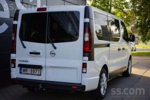 White Opel Vivaro 2018 in Riga, with an engine capacity of 1.60 L and mileage of 310 thousand km for 12500 €, photo 7 on AUTOMOTO.COM.LV