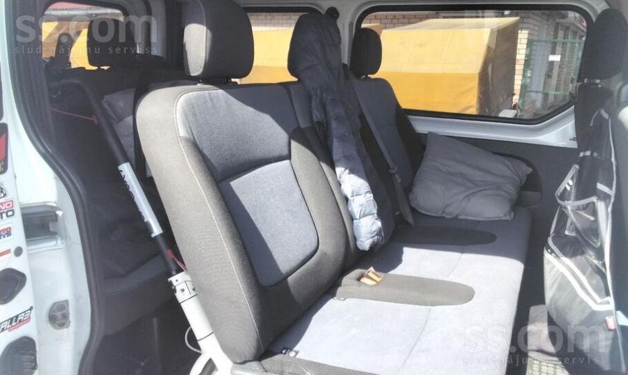 White Opel Vivaro 2018 in Riga, with an engine capacity of 1.60 L and mileage of 310 thousand km for 12500 €, photo 8 on AUTOMOTO.COM.LV
