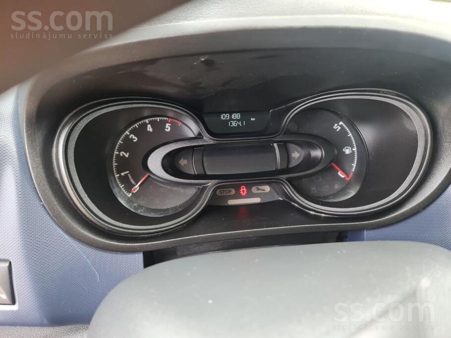 Balts Opel Vivaro 2018 Cēsis, ar dzinēja tilpumu 1.60 L un nobraukumu 109 tūkst. km par 14900 €, foto 7 vietnē AUTOMOTO.COM.LV