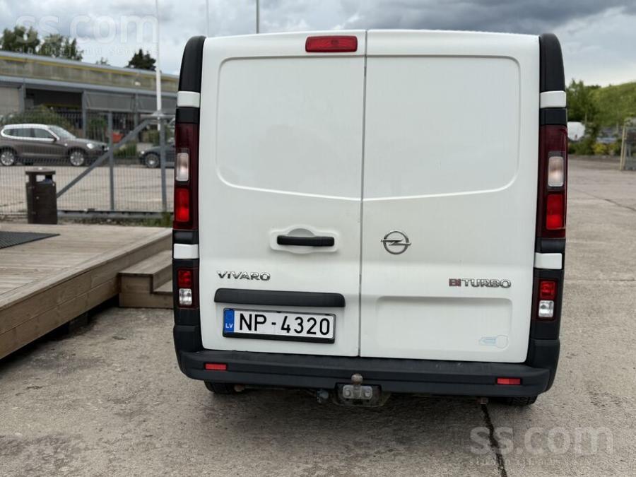 White Opel Vivaro 2018 in Riga, with an engine capacity of 1.60 L and mileage of 222 thousand km for 8950 €, photo 13 on AUTOMOTO.COM.LV