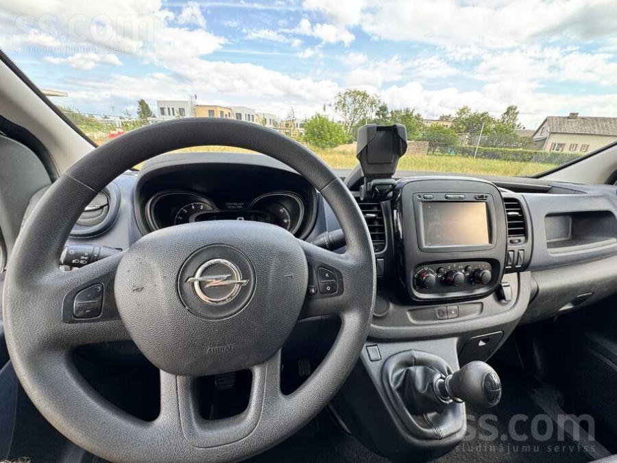 White Opel Vivaro 2018 in Riga, with an engine capacity of 1.60 L and mileage of 203 thousand km for 7850 €, photo 8 on AUTOMOTO.COM.LV
